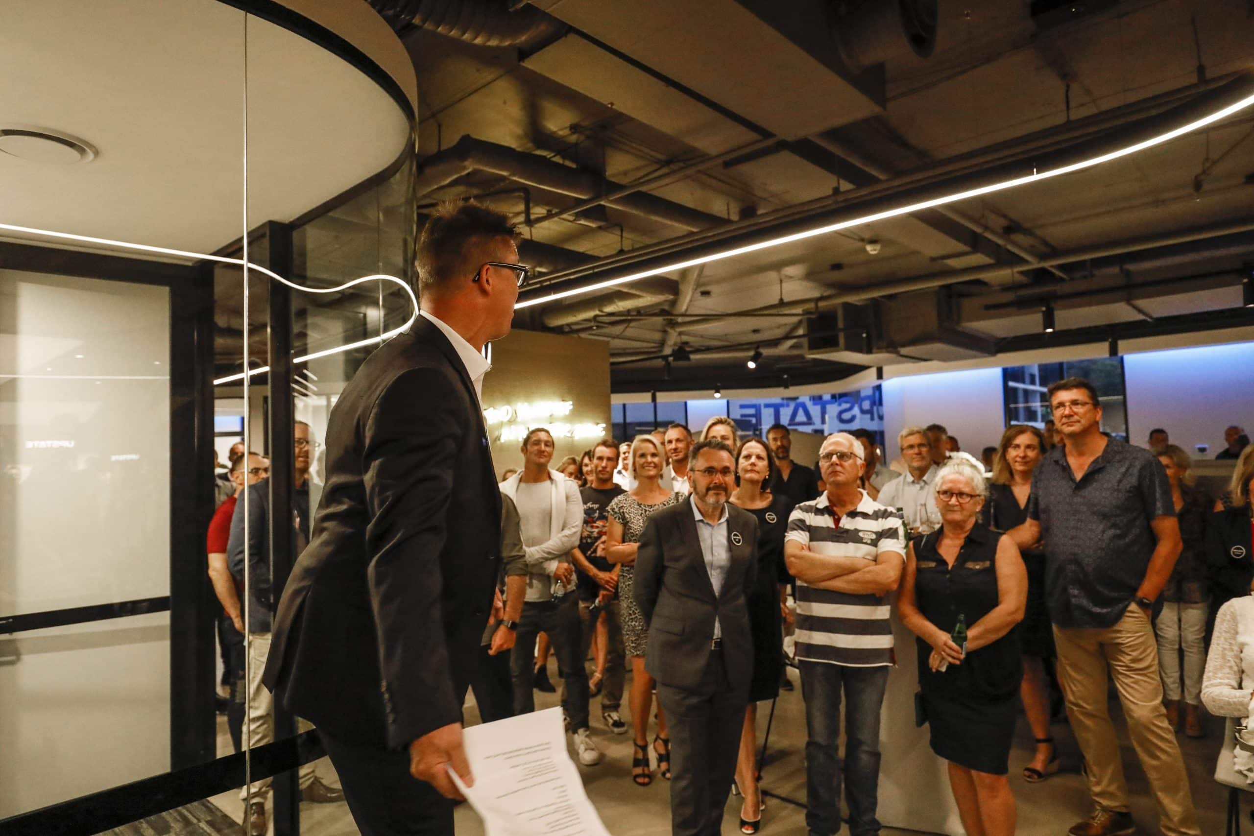 How to Bid at an Auction